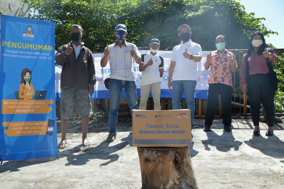 ACC Surabaya Pangsud : Berbagi Kebahagiaan Bersama Warga Kurang Mampu ... ACC Surabaya Pangsud : Berbagi Kebahagiaan Bersama Warga Kurang Mampu ...