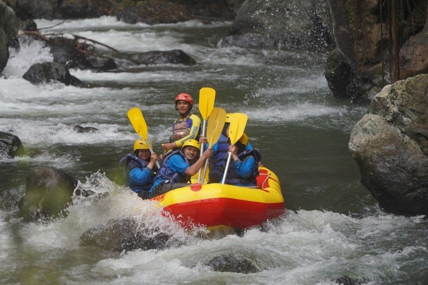 Songa Adventure Probolinggo Tawarkan Pengalaman Rafting Paling Seru ...