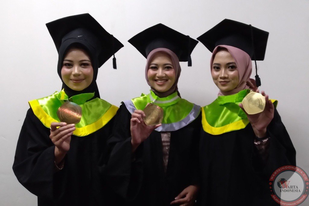 Cak Hasan : Lulusan UNESA Sudah Dibekali Keilmuan dan Kompetensi ...